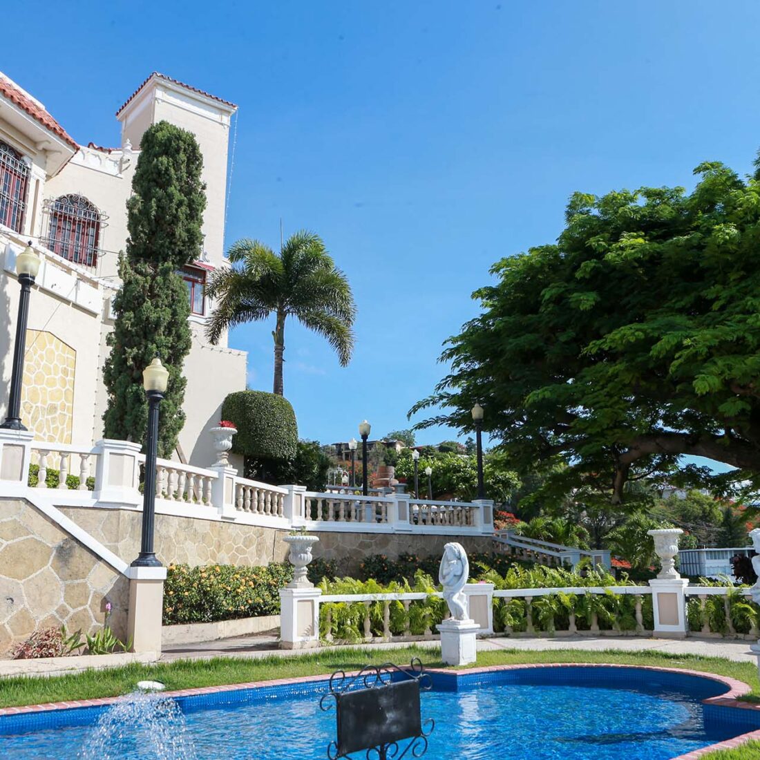 Castillo Serrallés – Visit Ponce
